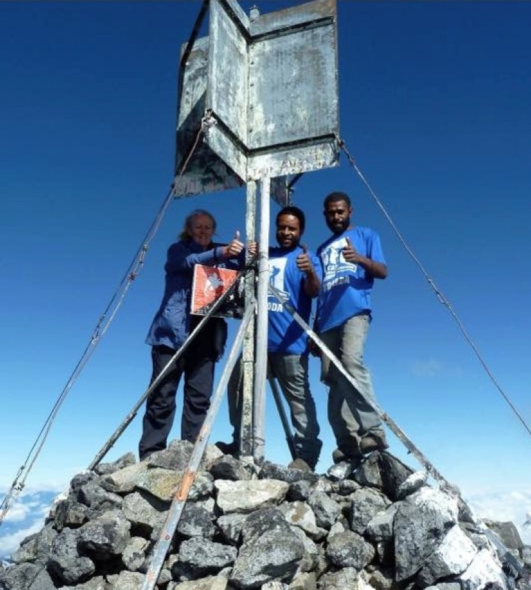 Mt Wilhelm - Escape Trekking Adventures